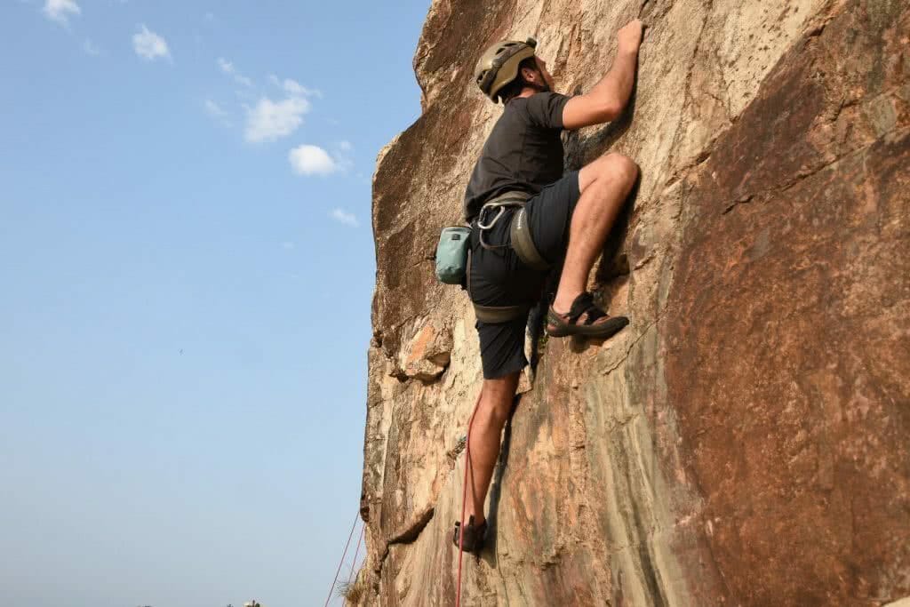 Kangaroo Point Cliffs Climbing Guide | Brisbane, QLD - We Are Explorers